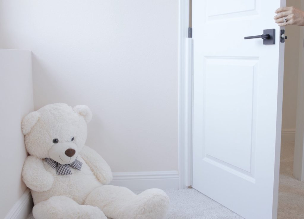 Fingersafe-HOME | Finger Guards for Residential Door Hinges